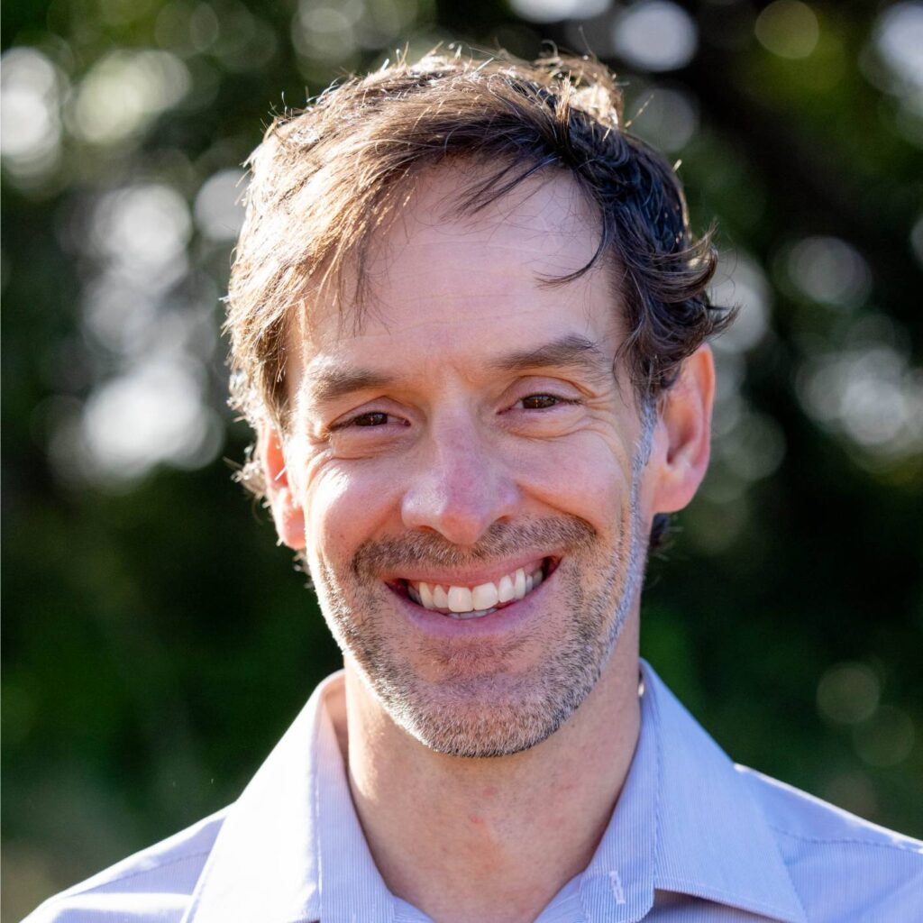 About Us - Eire Construction